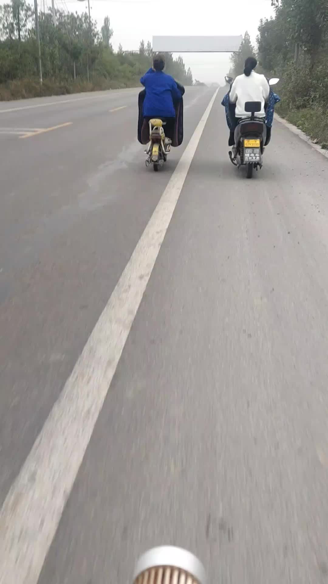 #安全骑行 #道路安全 #电动车 #骑行