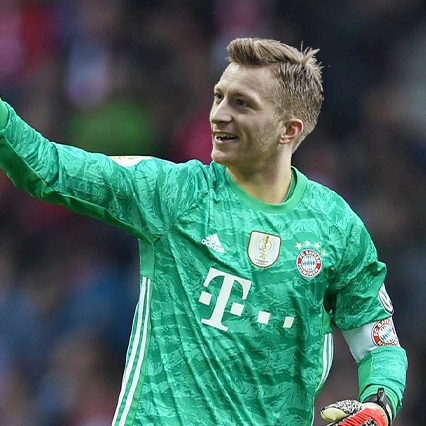 拜仁门神罗伊斯 