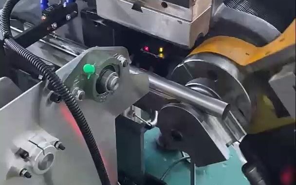 水管件弯管加工利器,高效一次成型。