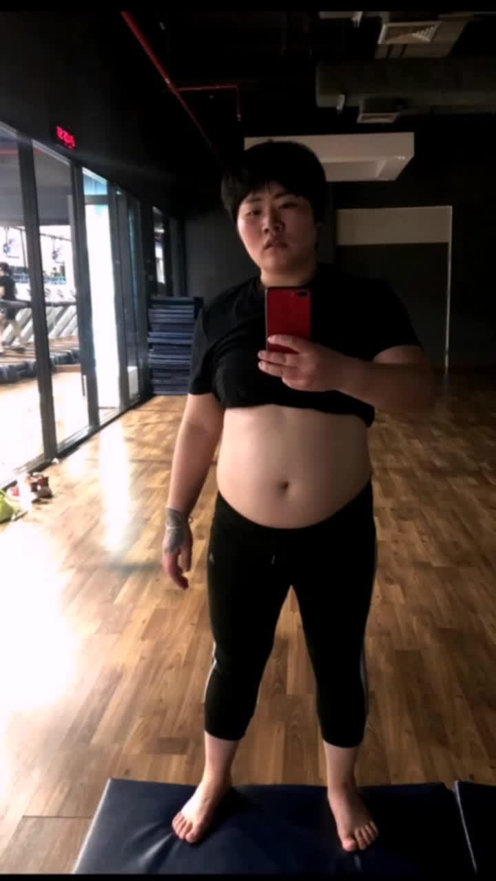 #我就站在你面前 半年减掉50斤#减肥逆袭 你还认识我吗?