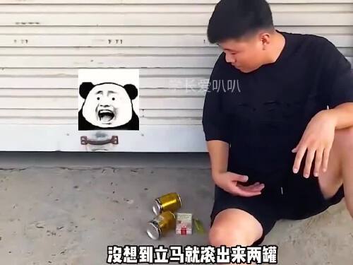 真没想到,卷帘门还能搞这种把戏!