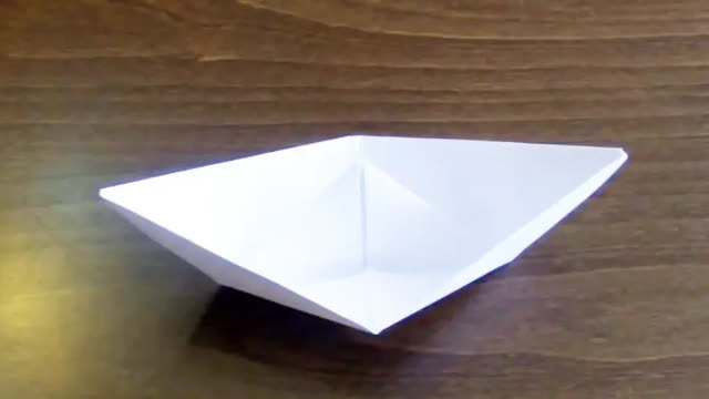 手工折纸教学,最简易的纸船如何折