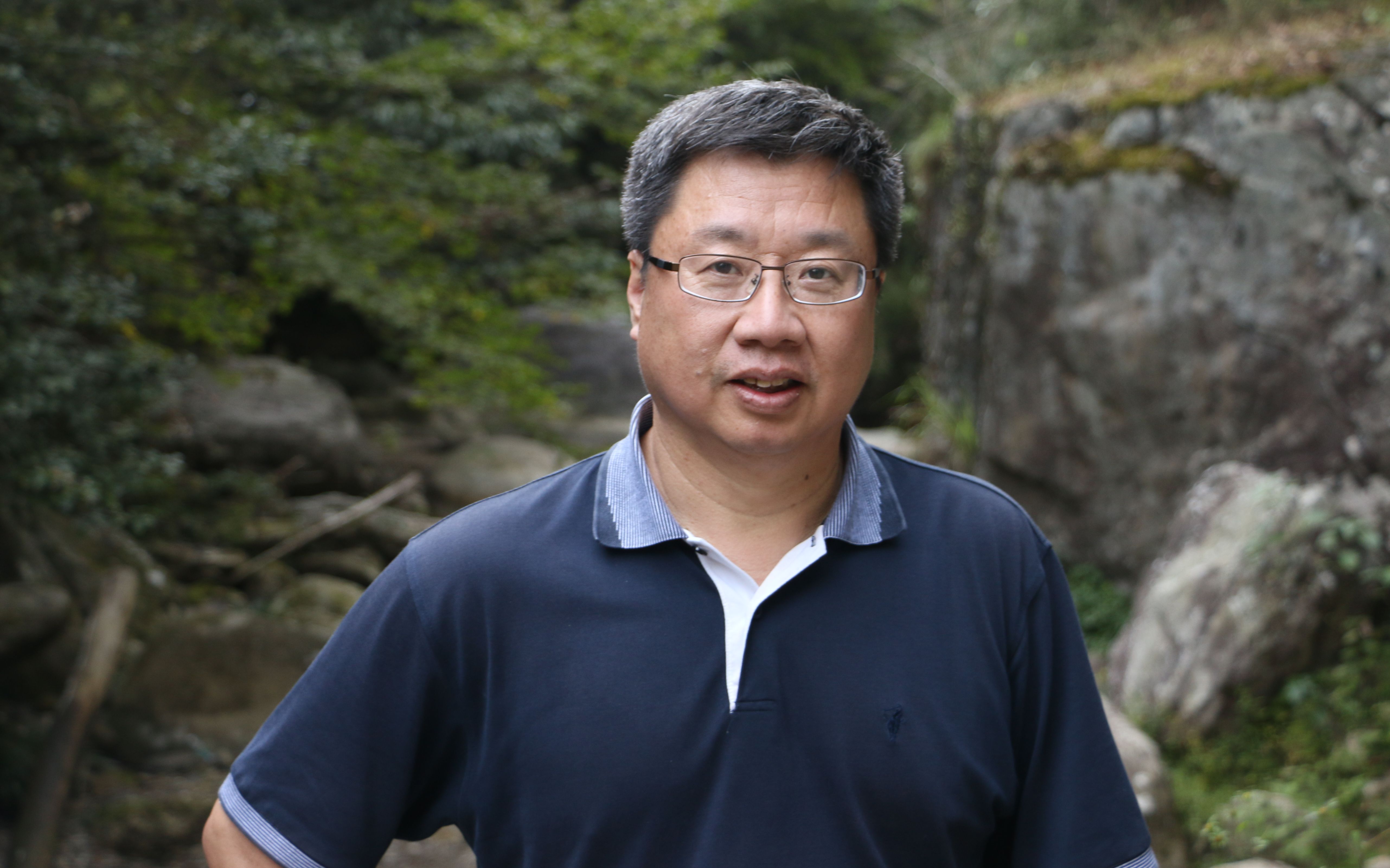 中华书局执行董事肖启明为籍合网代言| 籍合网:以数据库为核心 打造...
