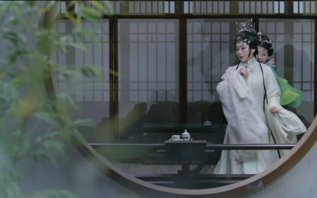 《白蛇传·情》讲了一个什么故事,又是一部怎样的电影?让我们一起...