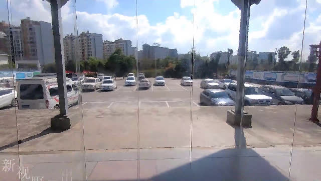 冬子为了省钱连雨刷器胶条都学会自己换了