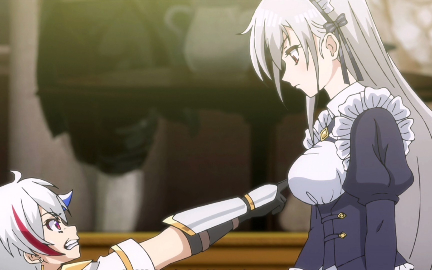 “性转后身材太好,被小男生攻击了蓄奶袋～”