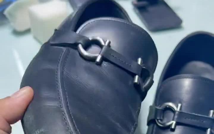 男士皮鞋修复补色 奢侈品皮具护理修复