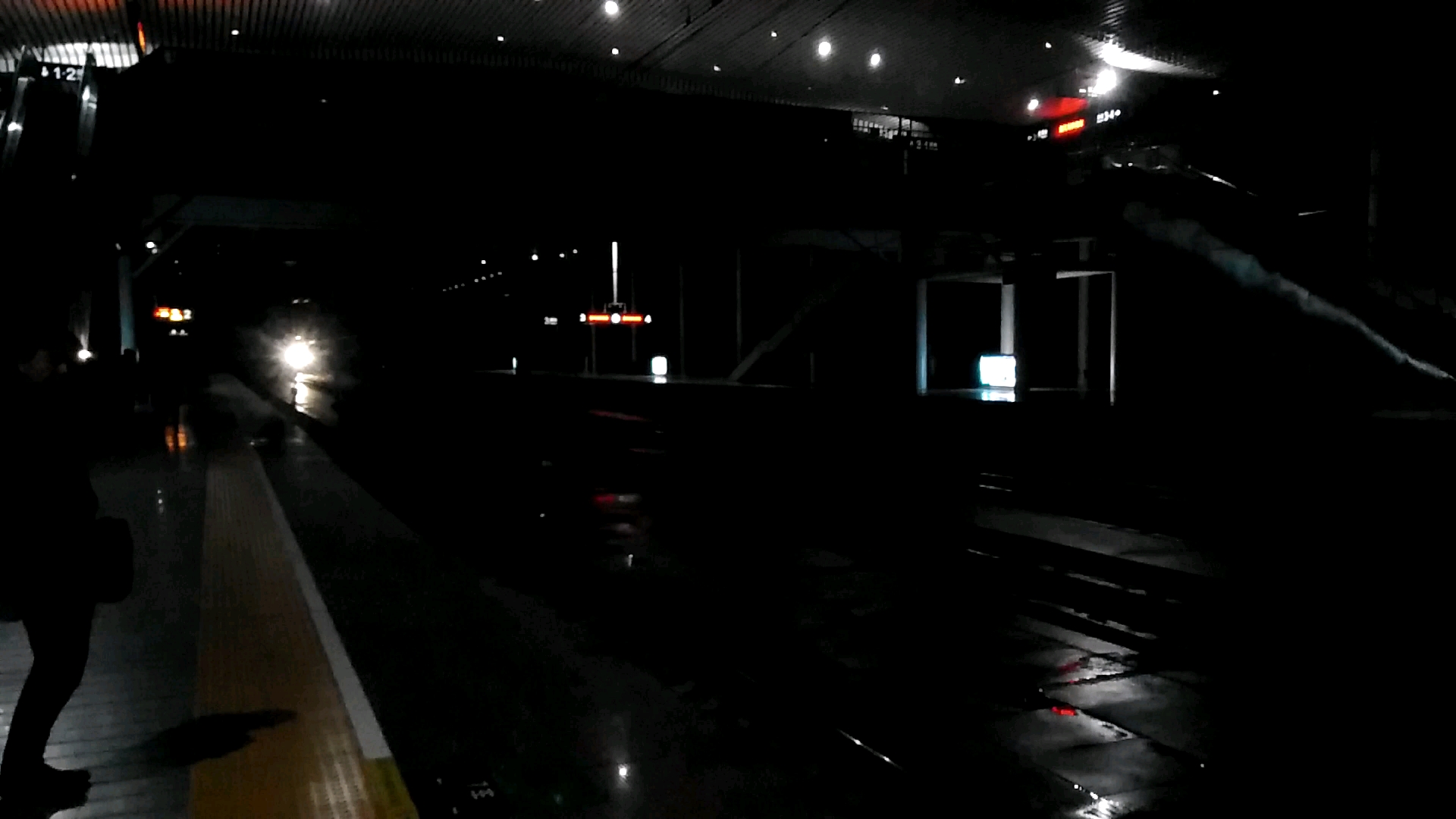 [站台摄影]CRH2E担当D902韶关站通过