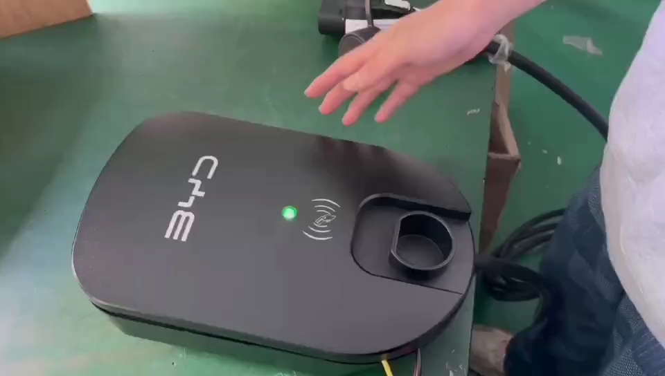 比亚迪充电桩安装教程及注意事项