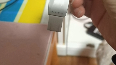 不懂就问行车记录仪怎么有空缺?