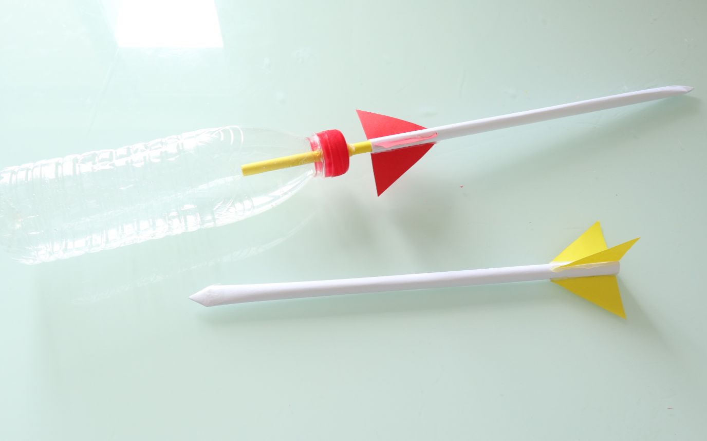 有趣好玩的火箭发射玩具,只需2张纸1个矿泉水瓶,够小朋友玩一天