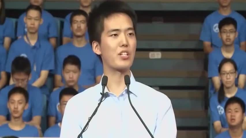学霸就是学霸:清华大学开学典礼上的新生演讲