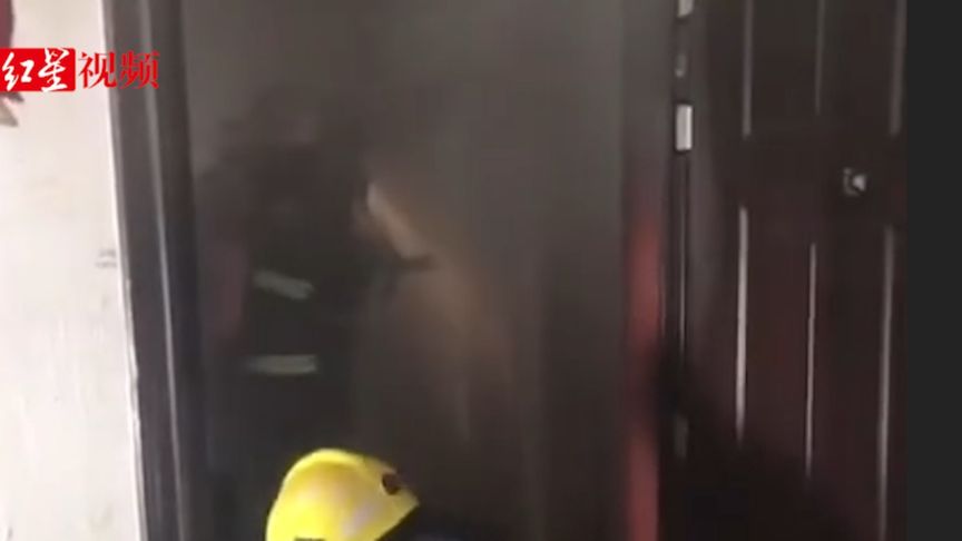 住户家中发生火灾,疑是七旬老人家中祭祖引发