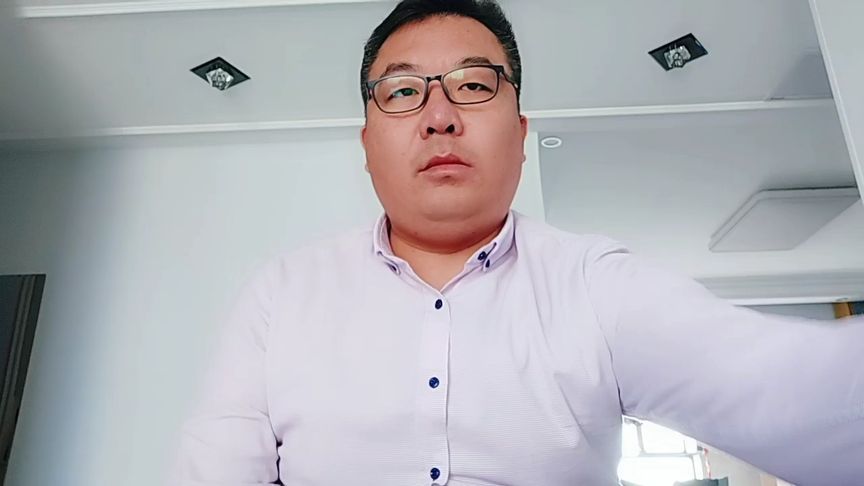 深圳打工仔从普通的保安员做到部门经理都经历了什么