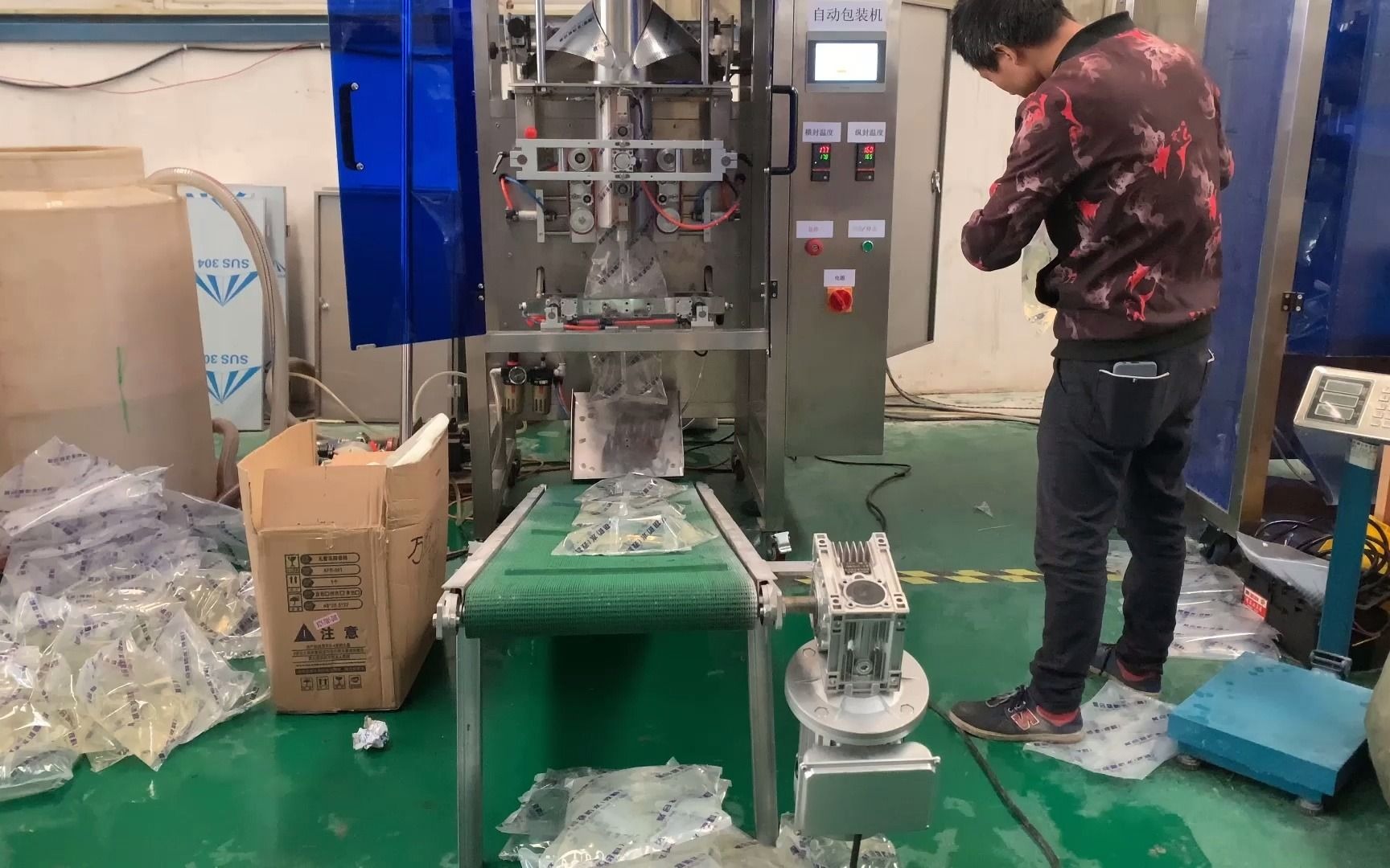 海南海口小型全自动灌装机价格海南文昌全自动包装机价格