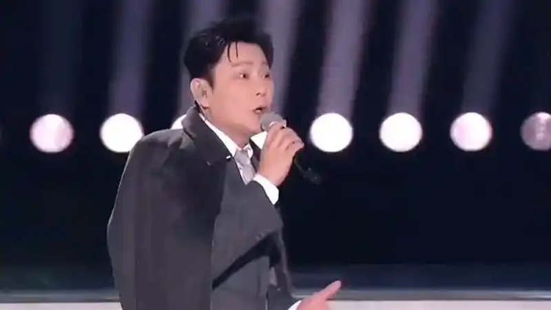 太经典了，张信哲《信仰》引来万人大合唱