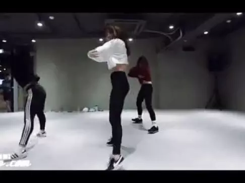 May J Lee- Beyonce 《What's It Gonna Be》舞蹈版