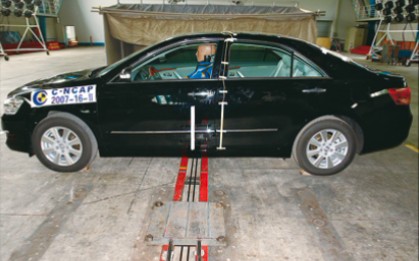 2007 广汽丰田 凯美瑞 全面碰撞测试 c-ncap