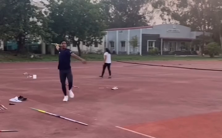 印度߇�߇�标枪选手,动作舒展的一批令人舒服的投掷动作