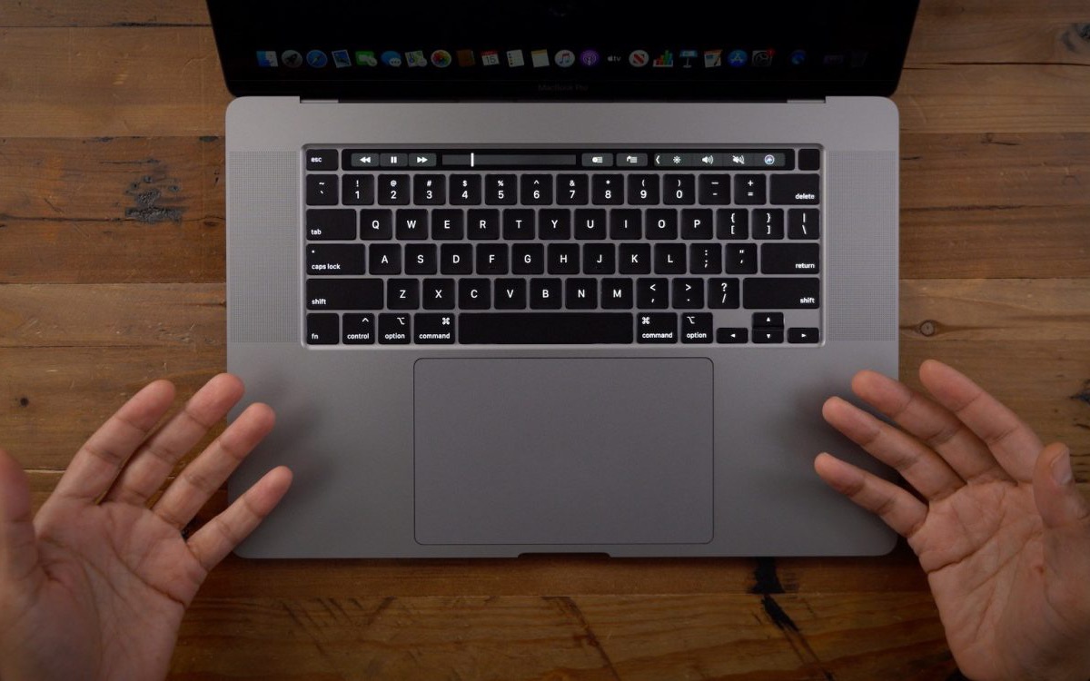 【Mac电脑使用技巧】16寸macbookpro拥有换电池的能力 No.14