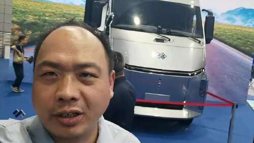 电动重卡颠覆想象!重汽纯电牵引车暗藏哪些黑科技?