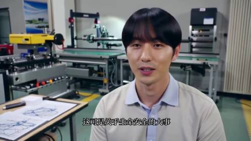 工地电梯操作全攻略:3分钟学会安全高效使用技巧