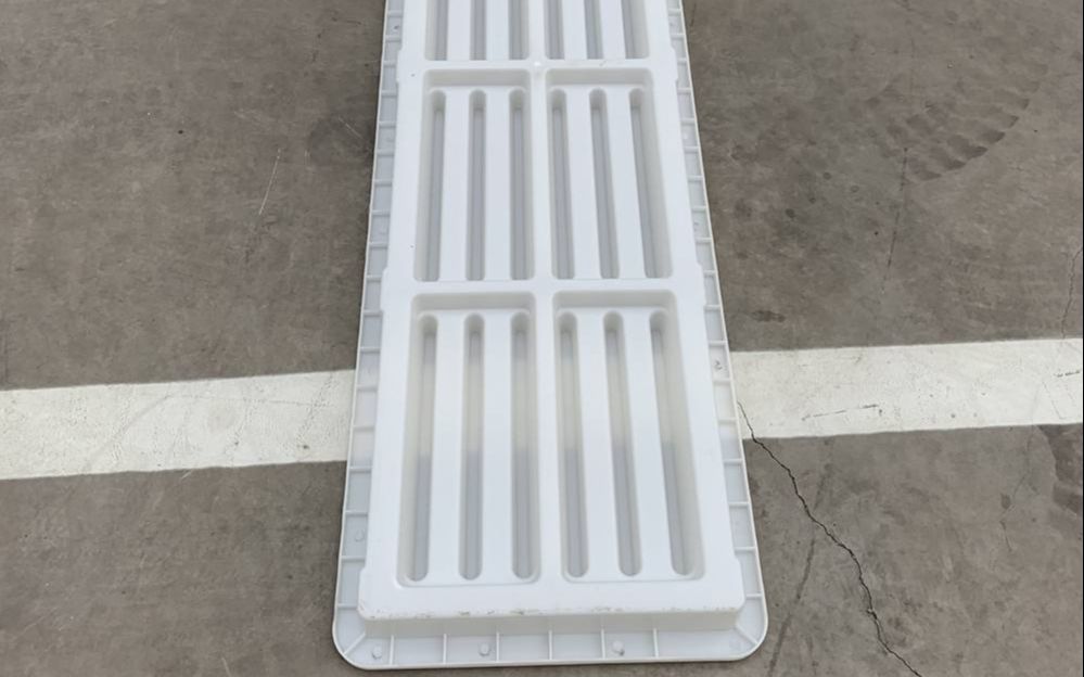 养猪场漏粪板模具/漏粪板塑料模具