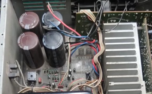 #功放维修天龙890d功放二修机烧管故障完美搞定