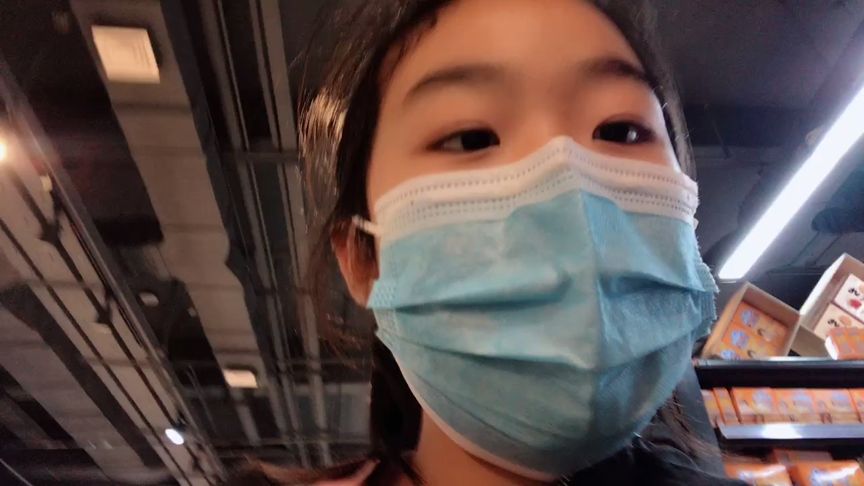 修正带用完了,今天出来买一下