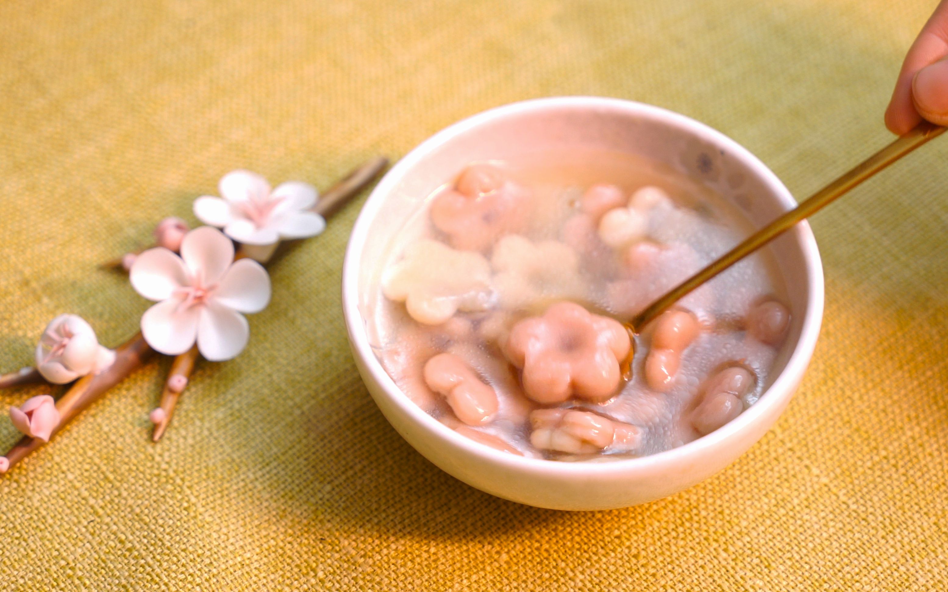 【大宋食谱·梅花汤饼】这么柔美的梅花汤饼,食几瓣幽香,聊寄心思一片