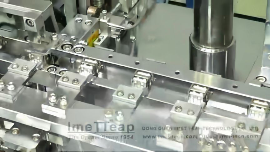 USB 连接器自动化组装生产线