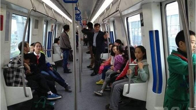 宁波地铁即将启用新运行时刻表 行车间隔只需4分多
