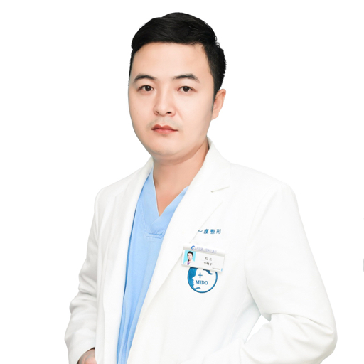 整形医生李晓平 