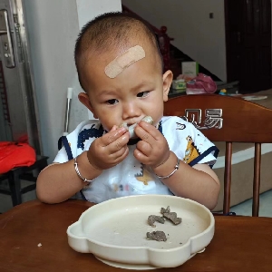 小墩子爸比 