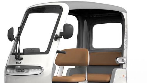 能上牌、续航百里,雅迪推出电动三轮车,你怎么看