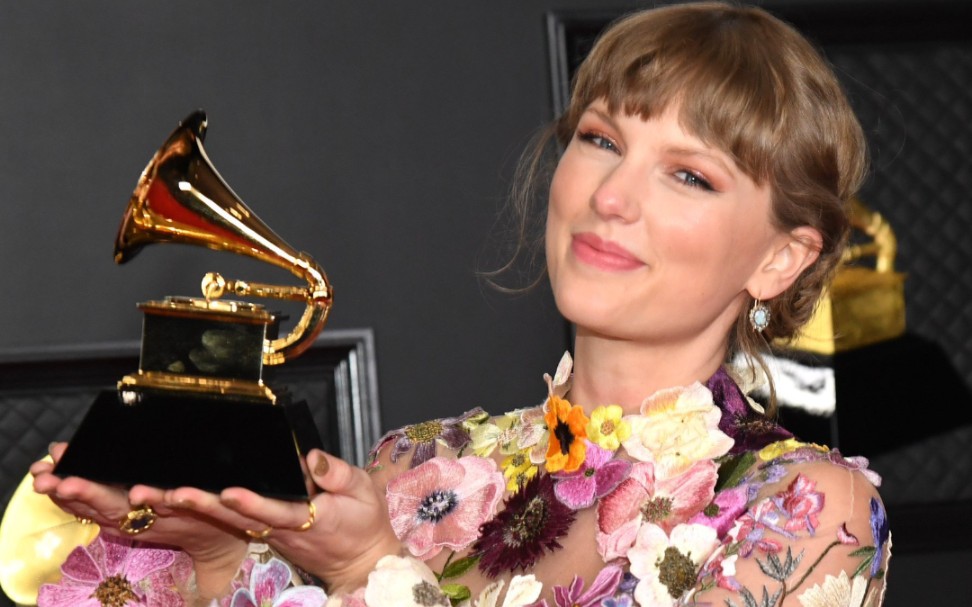 霉霉Taylor Swift三次获得格莱美年度专辑大奖的获奖感言视频合集!她...