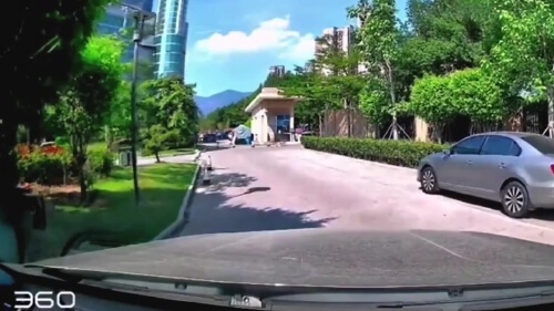 狭路相逢五菱胜,不惯标志臭毛病。车祸警示录文明驾驶安全出行行车...
