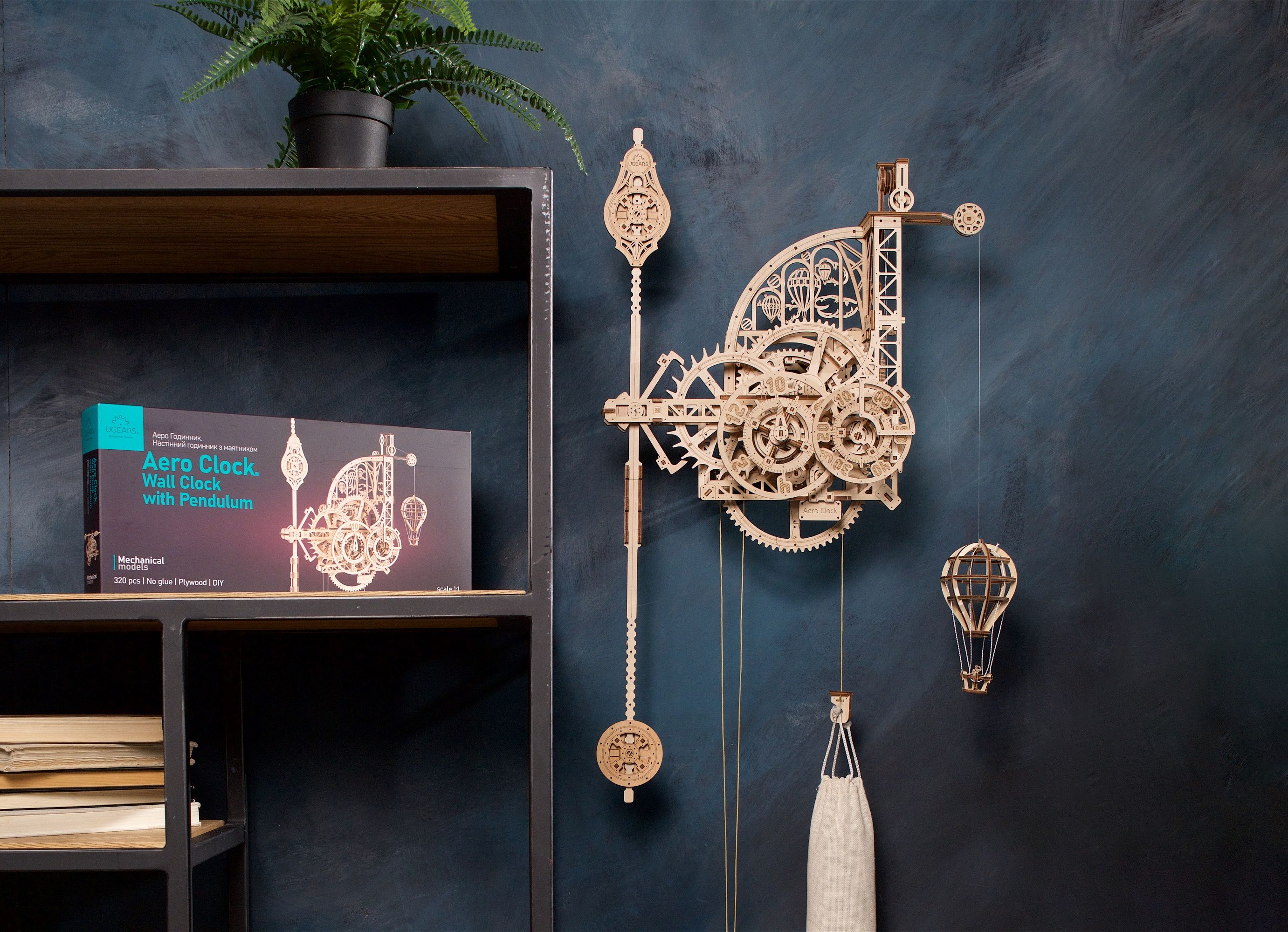 这航空时钟模型堪比艺术品了!