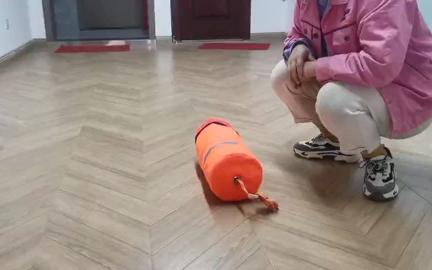 水面漂浮救生绳使用方法