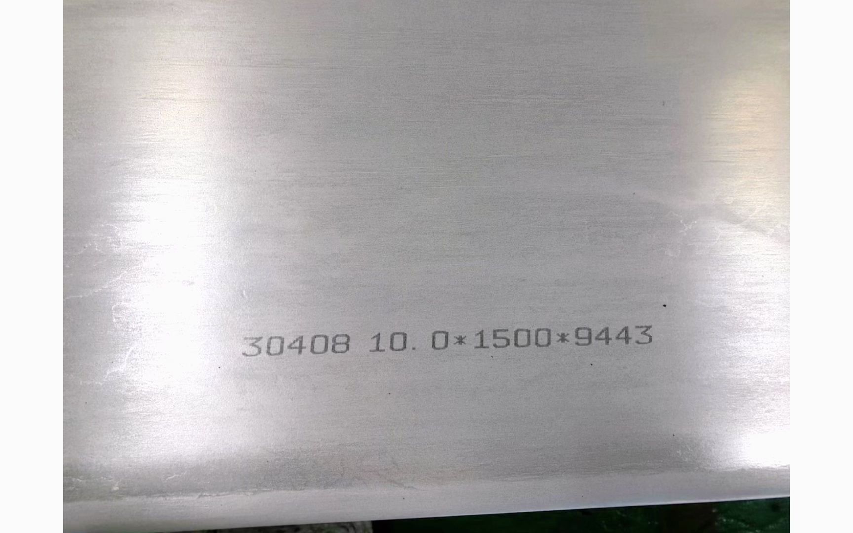 30408不锈钢板,是国内对承压设备用不锈钢的一种称呼。与304不锈钢...