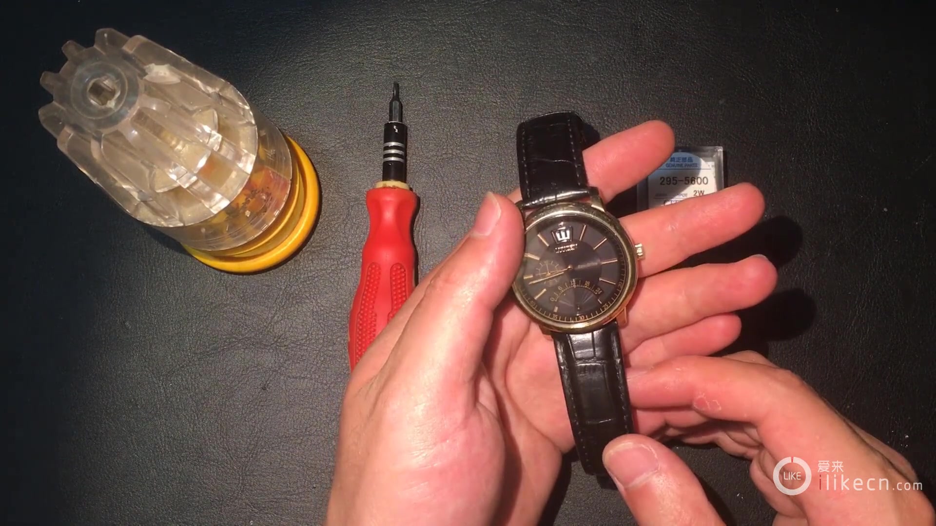 西铁城换电池 光动能版手表充电电池【爱籁课堂】