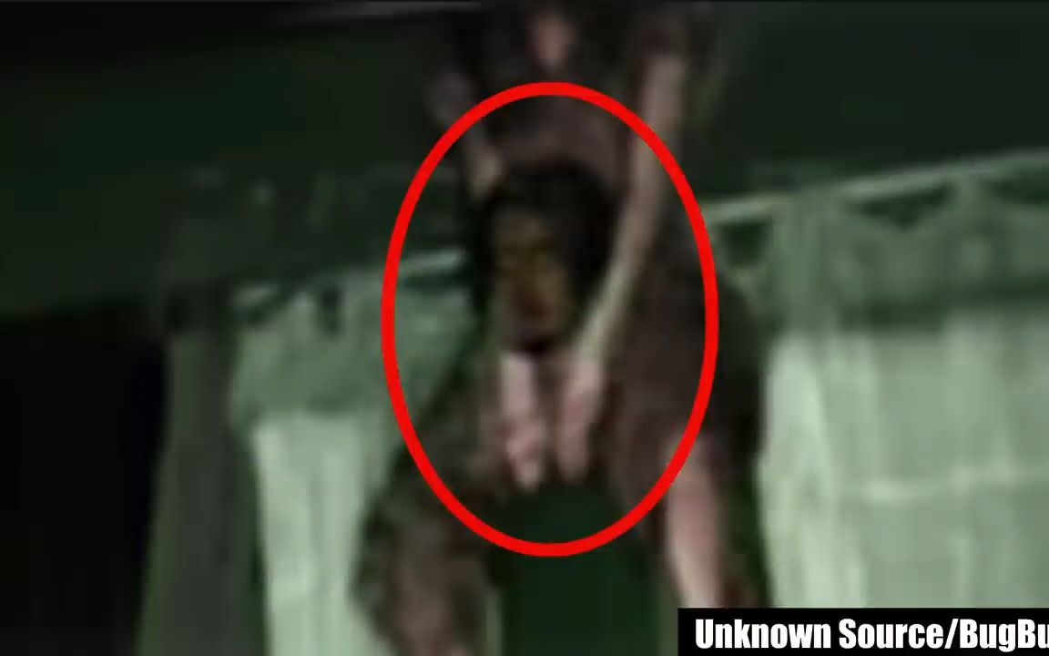 深夜恐怖探险,胆小的人都敢看,结局高能反转!