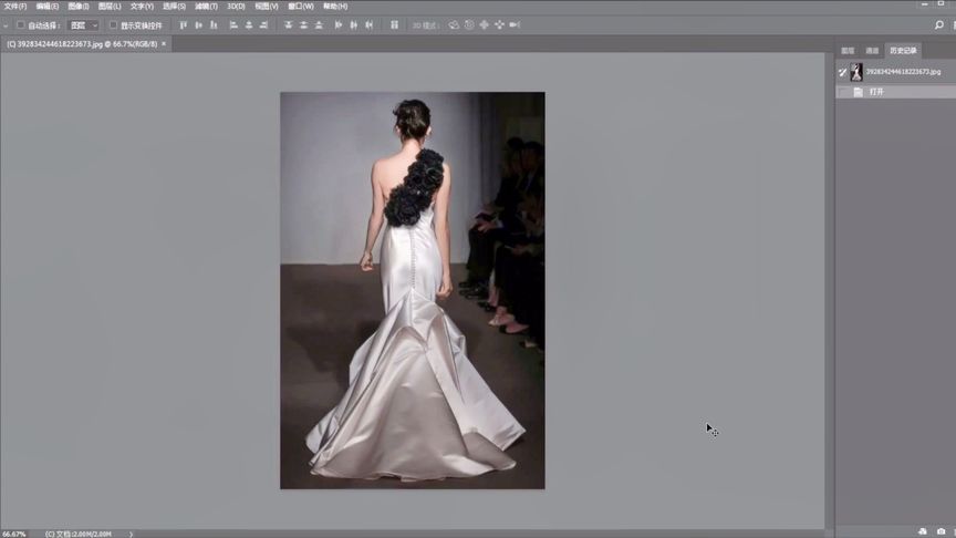 PS实用技巧:混合器画笔去除衣服褶皱!