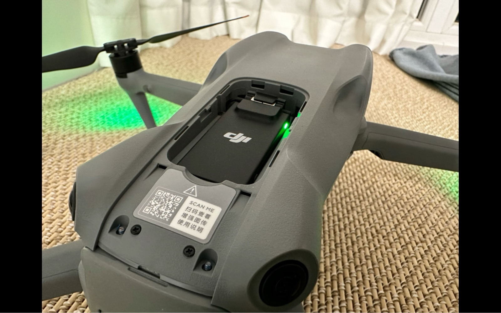 我承认自己之前太固执了,记录我的大疆air3的4g模块安装过程。