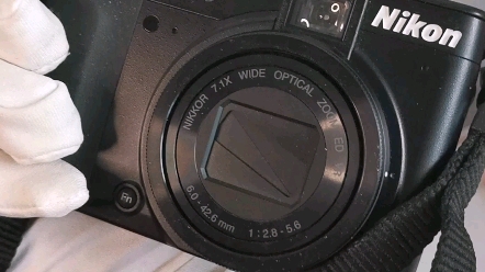 尼康P7000 专业级ccd数码相机