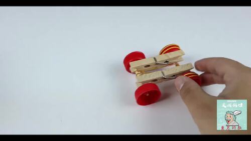 如何制作橡皮筋动力小车科学类玩具制作我爱发明我爱制作自制简易...