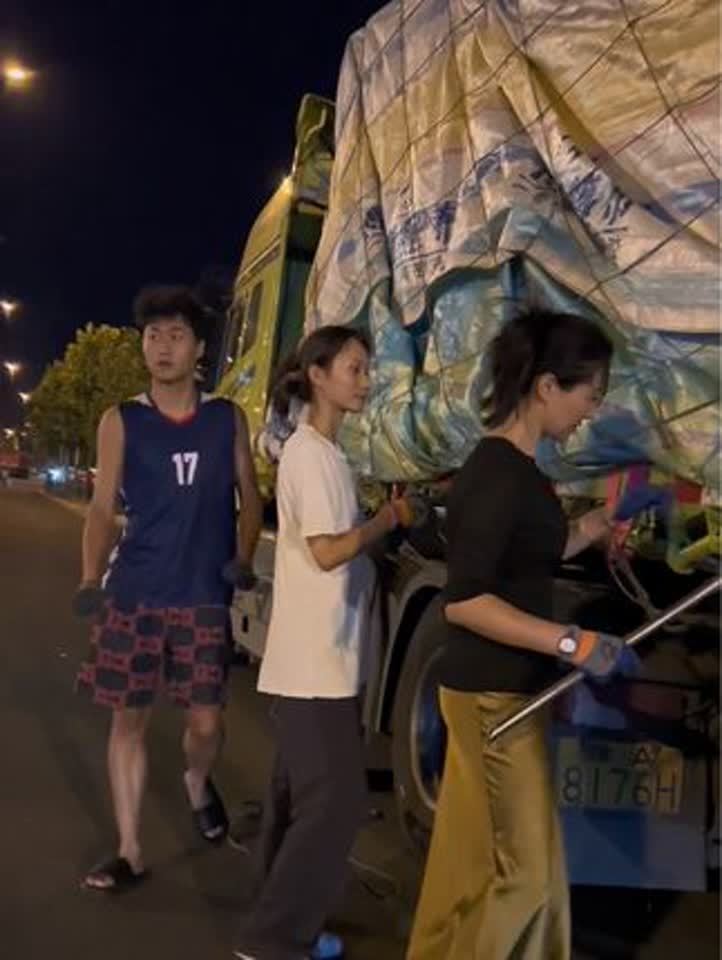 最好的教育大概就是让孩子去参与劳动,去体验生活,生活有担当,懂得...