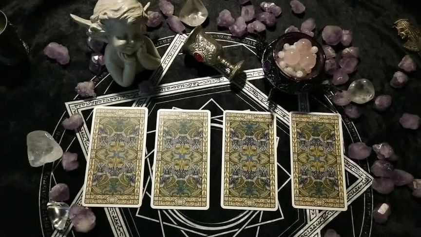 塔罗预测:默念心上人的姓名,测Ta对你真正的看法是什么?真心准