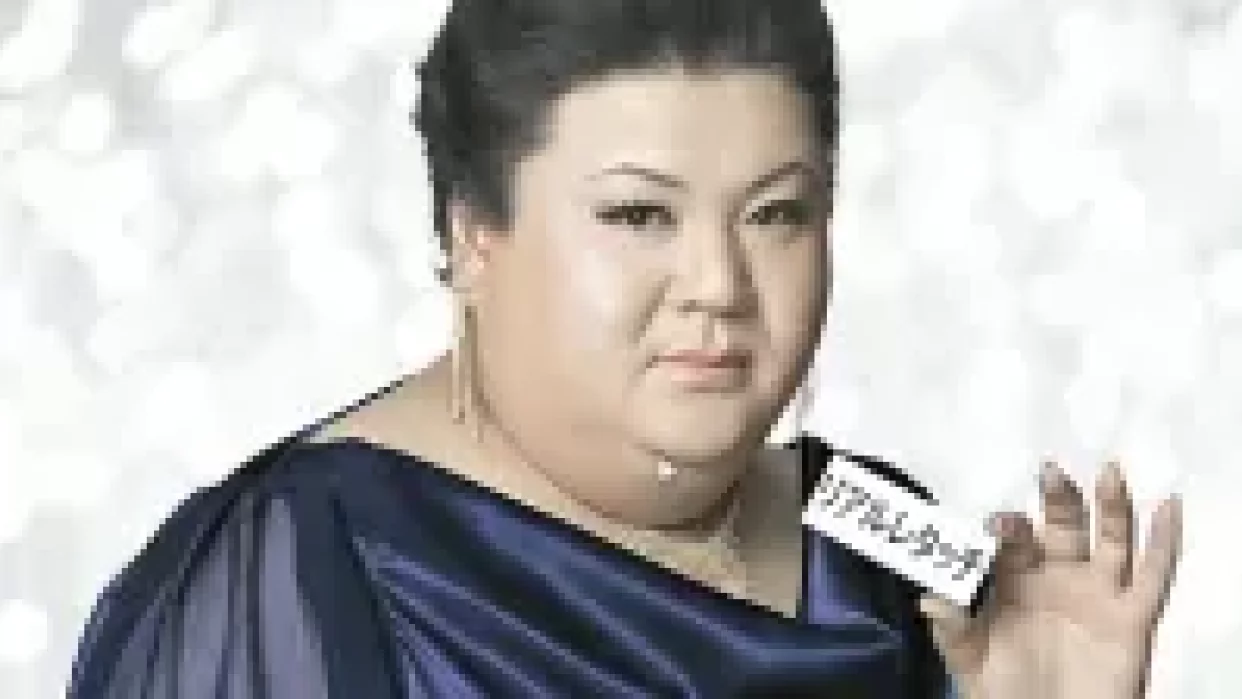 P图高手把胖女人P瘦,变身成气质美女,肥胖对颜值的影响一目了然