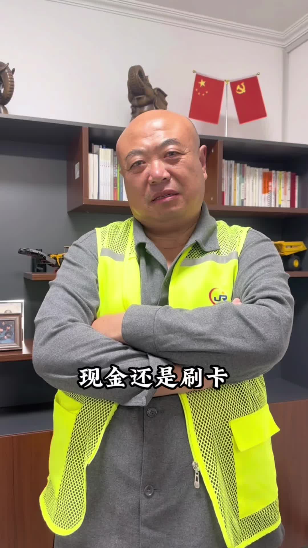 叉车考试滕州电子桩模拟训练场 还有比我这句话形容没钱的吗#叉车...